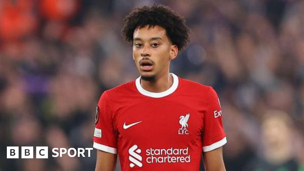 Liverpool news: Calum Scanlon signs new contract - BBC Sport