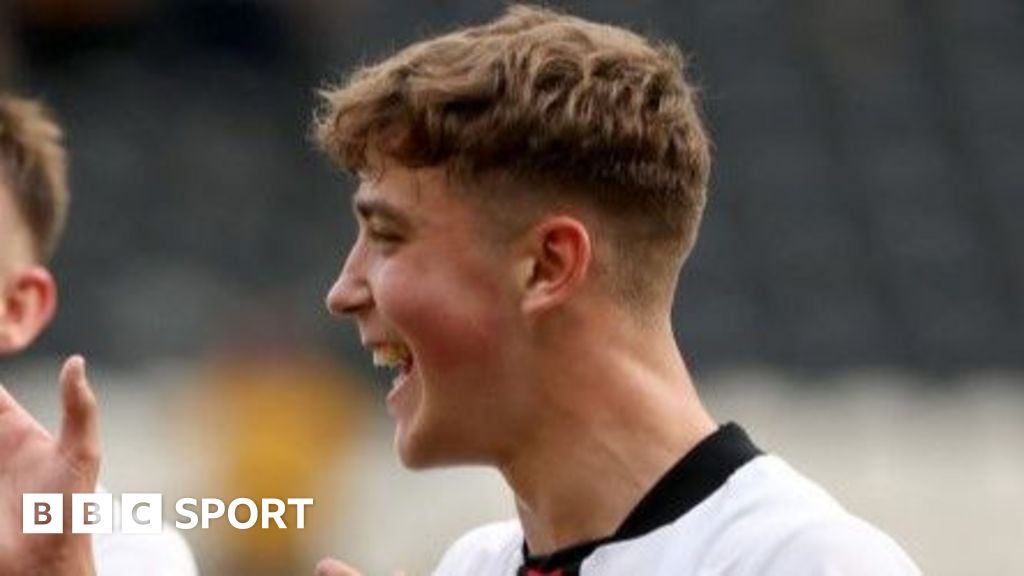 Sheffield United's Oliver Arblaster signs new deal - BBC Sport