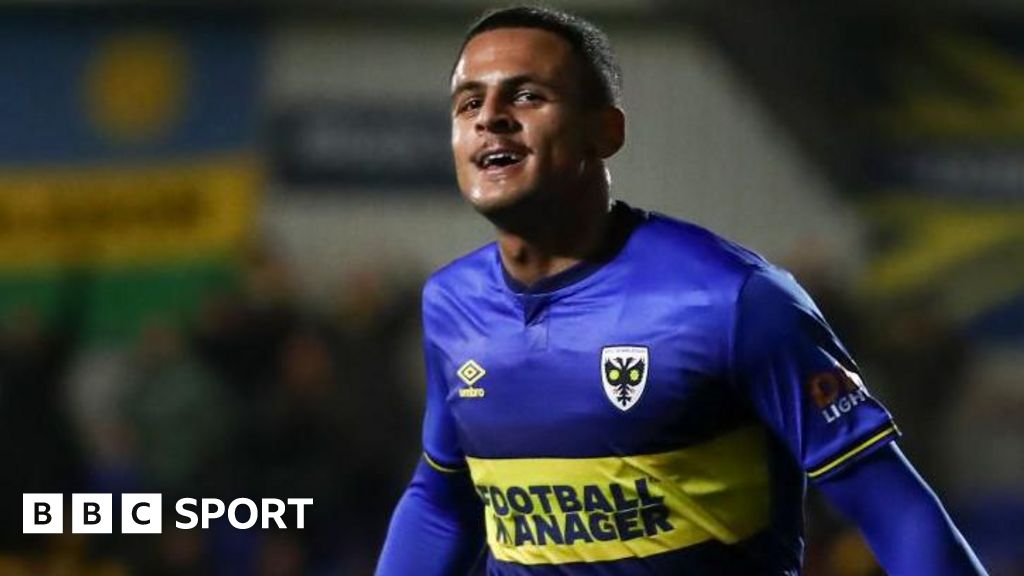 Ali Al-Hamadi: Swansea striker back in the Championship - BBC Sport