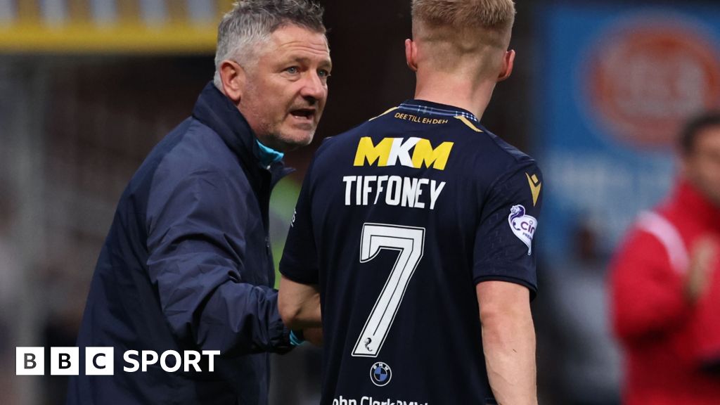 'Strong feeling about Dundee squad' - Docherty - BBC Sport