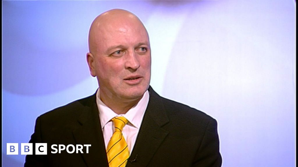 Norwich City: Bryan Gunn celebrates 60th birthday - BBC Sport