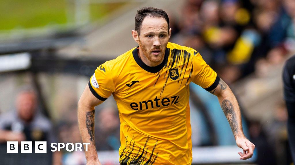 Parkes leaves Livi for Hartlepool - BBC Sport