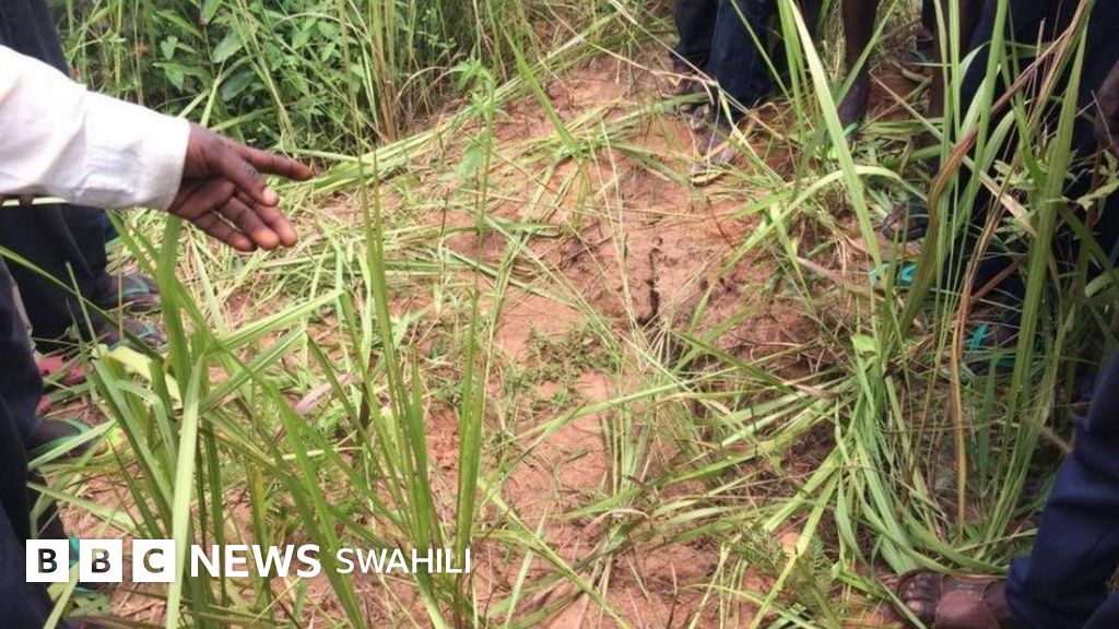 Makaburi 10 ya pamoja yagunduliwa DRC - BBC News Swahili