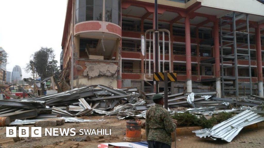 Ukay Mall: Bomoa bomoa yakumba jumba lenye duka la Nakumatt Kenya - BBC News Swahili