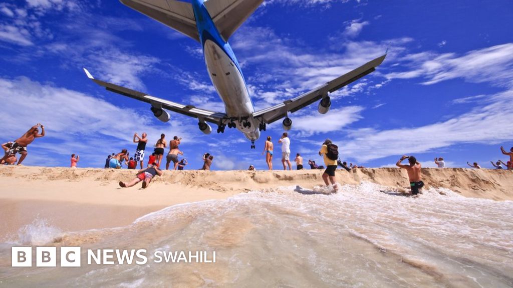 Upepo wa injini ya ndege wamuua mwanamke New Zealand - BBC News Swahili