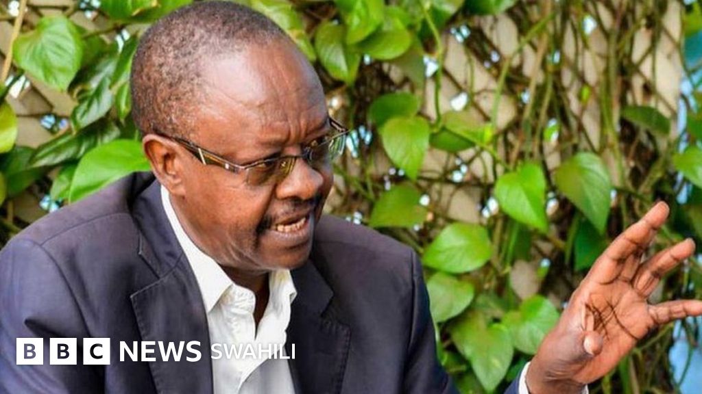 Mohamed Juma Njuguna: Mwanahabari maarufu aaga dunia - BBC News Swahili