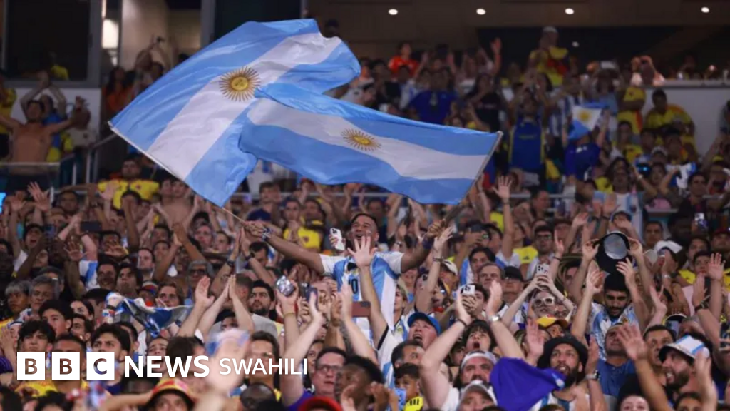 Wimbo wa kibaguzi watia doa ushindi wa Argentina wa Copa America - BBC ...