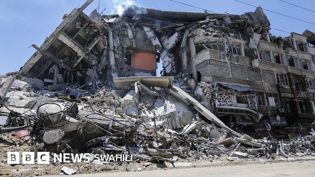 Huu ndio wakati Jengo kubwa linapoangushwa kwa kombora mubashara katika ...