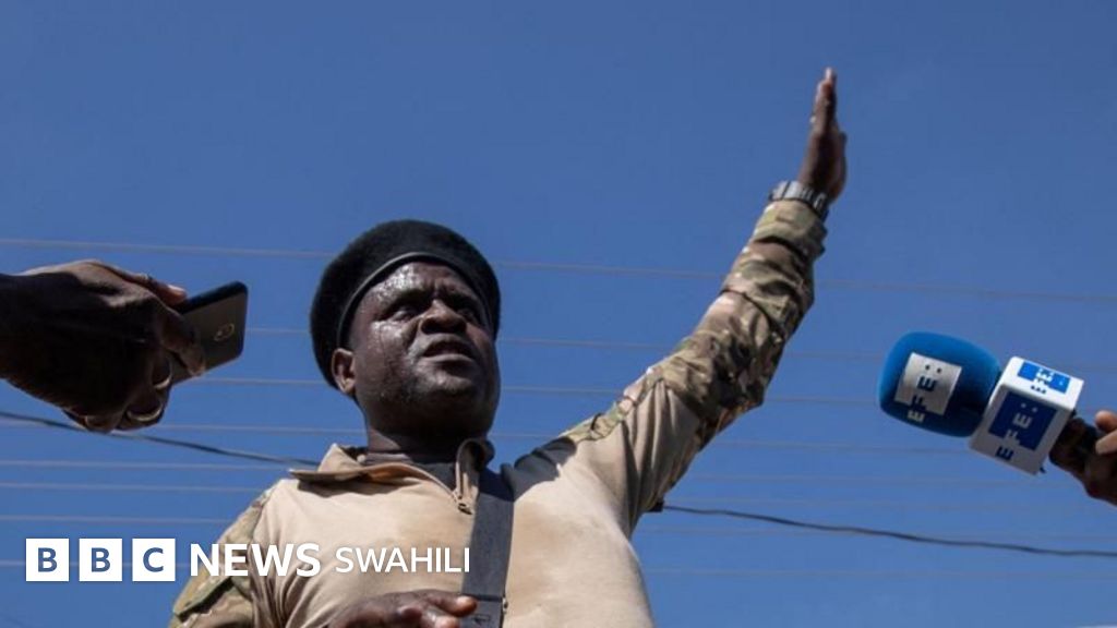 Jimmy "Barbecue" Chérizier, kiongozi wa magenge ya uhalifu ya Haiti ...