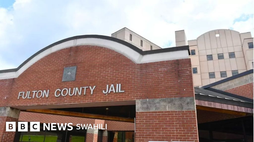 Ndani ya gereza maarufu la Atlanta ambalo Trump atazuiliwa - BBC News ...