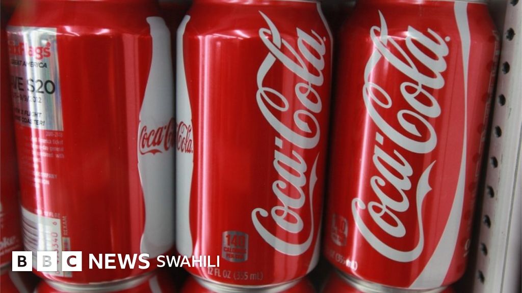 Mikebe ya Coca Cola yagunduliwa kuwa na kinyesi cha binadamu - BBC News ...