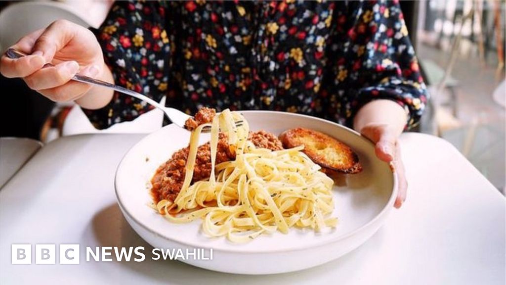 Utafiti: baadhi ya vyakula husababisha ukomo wa hedhi mapema - BBC News ...