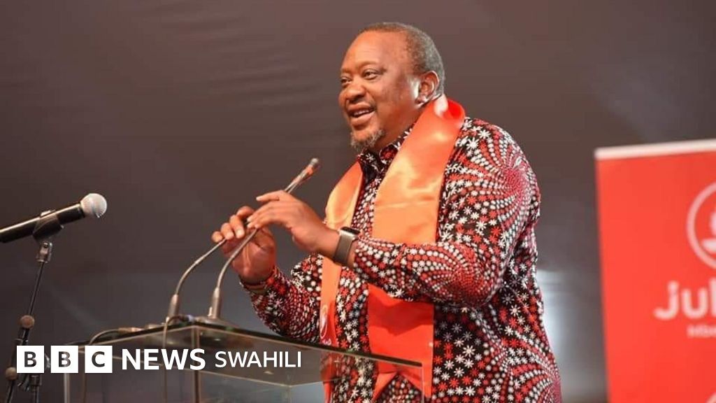 Tatizo la kisiasa linalomzunguka Uhuru Kenyatta na umuhimu wake kudhibiti chama cha Jubilee ...