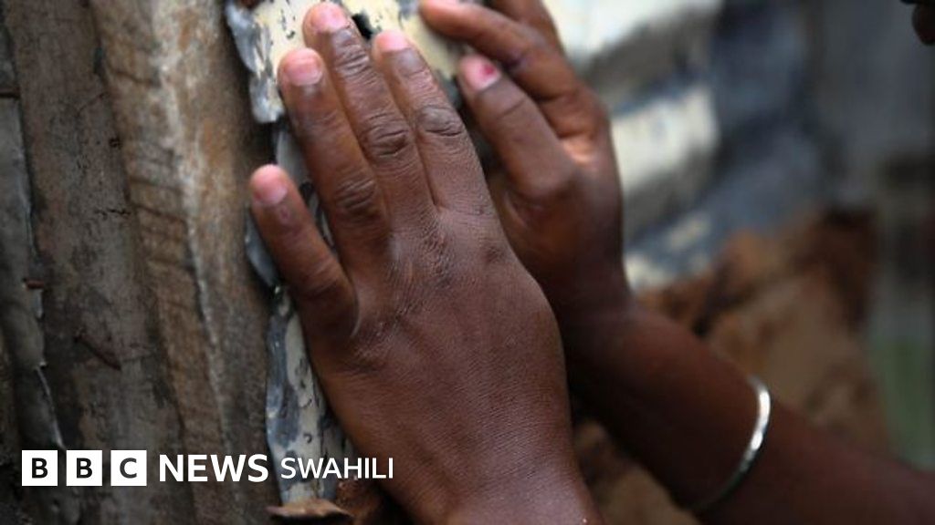 Wakimbizi Uganda wawasaidia waathiriwa wa ubakaji - BBC News Swahili