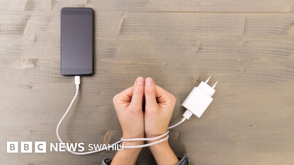 "Kuna tofauti ndogo ya uraibu wa simu na dawa za kulevya" - BBC News ...