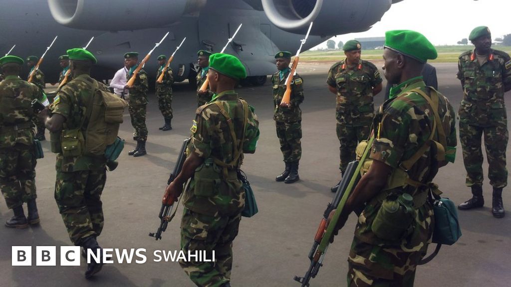 Wanajeshi 800 wastaafishwa nchini Rwanda - BBC News Swahili