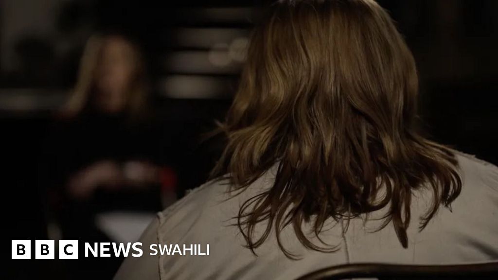 Genge la Rochdale grooming: 'Nilibakwa zaidi ya mara 100 kuanzia nikiwa na umri wa miaka 12 ...