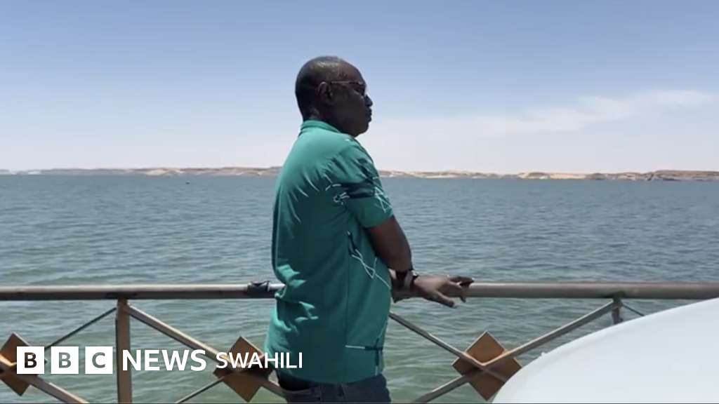Mzozo wa Sudan: 'Safari ya hatari ya kuiacha nchi yangu' - BBC News Swahili