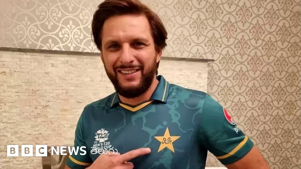 INDvsPAK మ్యాచ్‌లో షాహిద్ అఫ్రిదీ కూతురు భారత జాతీయ జెండాను ఎందుకు ...