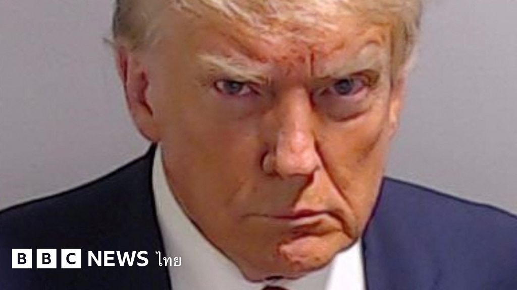 โดนัลด์ ทรัมป์ เข้ามอบตัวคดีพยายามล้มผลเลือกตั้งประธานาธิบดีปี 2020 - BBC News ไทย