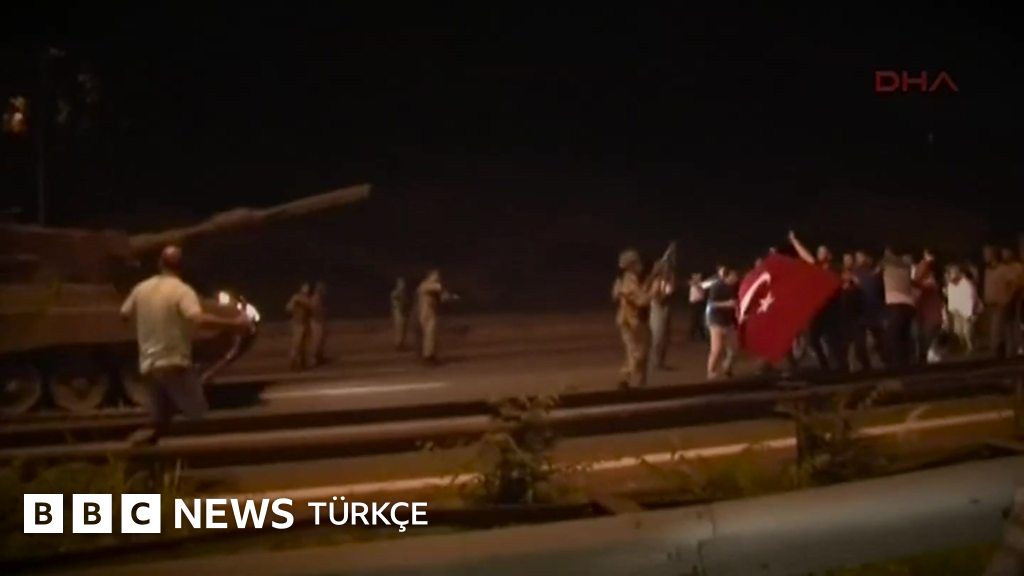 Darbe girişiminin birinci ayında Türkiye - BBC News Türkçe