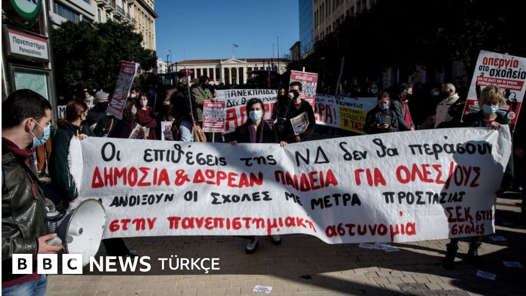 Yunanistan'da öğrenciler, üniversitelere polis konuşlandırma planlarını ...