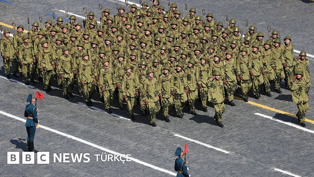 Rusya son yılların en büyük tatbikatına başlıyor - BBC News Türkçe