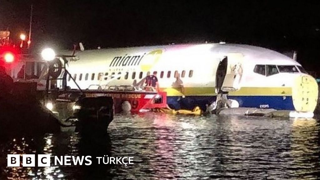 Boeing 737 pistten çıkıp nehre düştü - BBC News Türkçe