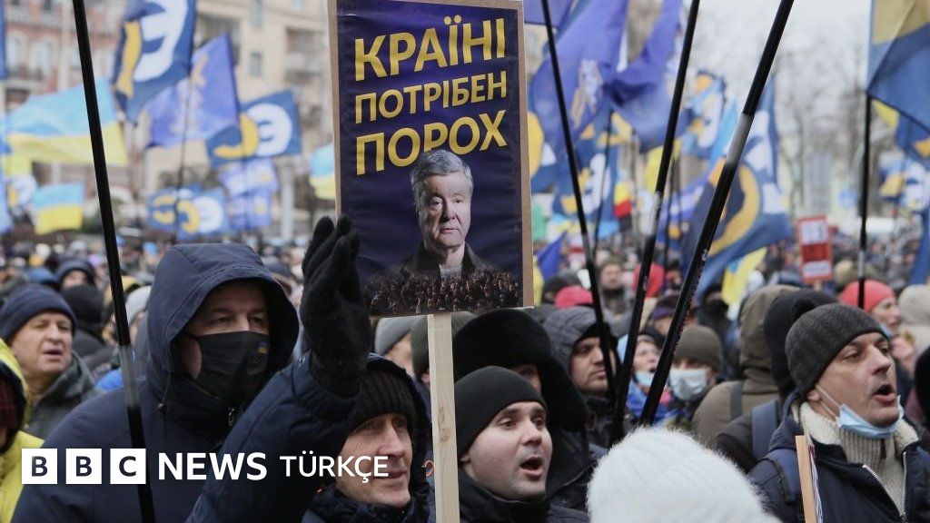 Eski Ukrayna lideri Poroşenko, 'vatana ihanet' ile yargılandığı dava ...