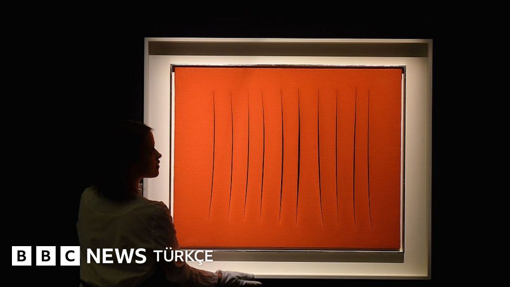 1-5-milyon-euro-de-erindeki-tabloyu-takside-unuttu-bbc-news-t-rk-e