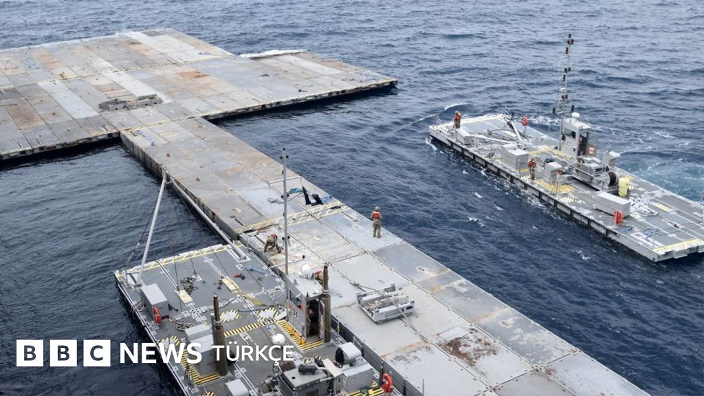 ABD: Geçici iskele üzerinden ilk yardım tırları Gazze'ye ulaştı - BBC ...