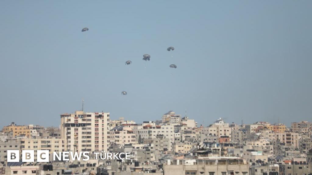 İsrail-Filistin: Gazze'ye havadan yardım neden tartışılıyor? - BBC News ...