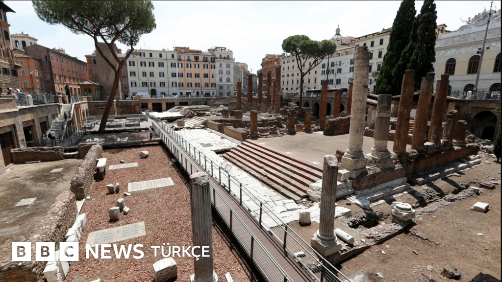 Roma'da Sezar’ın öldürüldüğü alan turistik ziyarete açıldı - BBC News ...