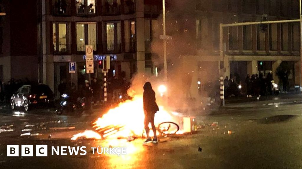 Avrupa'da Covid protestoları: Kimler katılıyor, hangi görüşlerden ...