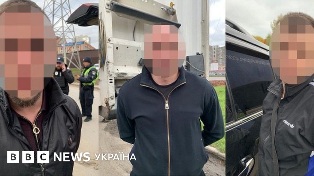 "Розбірки три на одного". Трьох молодиків на Lexus підозрюють у ...