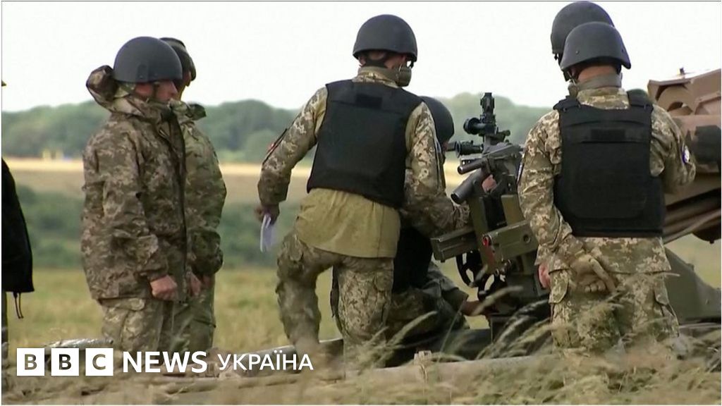 Українські військові тренуються в Британії стріляти з аналогів HIMARS - BBC News Україна