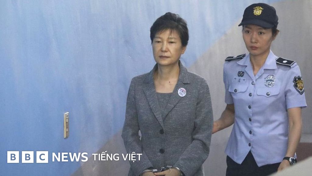 Hàn Quốc: Cựu Tổng thống Park Geun-hye được đặc xá - BBC News Tiếng Việt