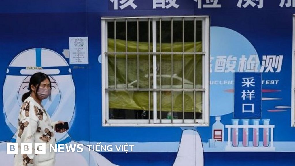 Có phải Trung Quốc đã từ bỏ chính sách zero-Covid? - BBC News Tiếng Việt