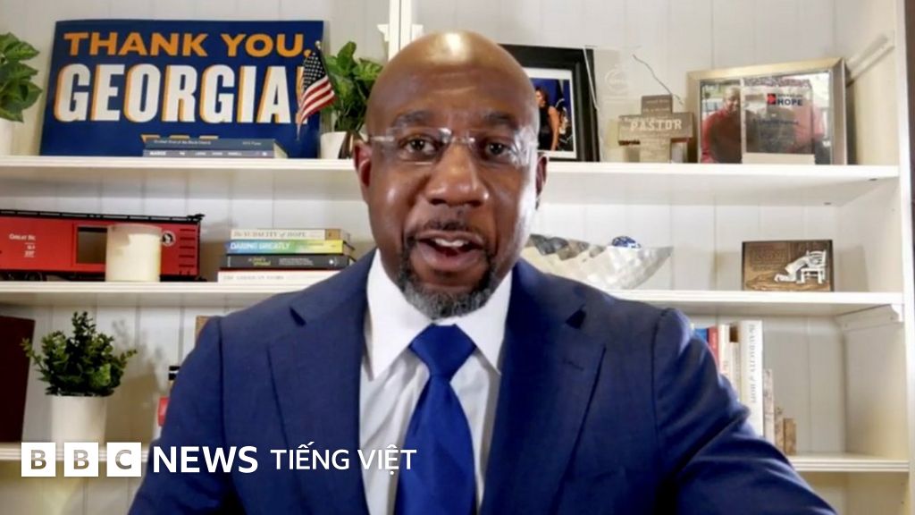 Warnock dự kiến giành ghế Thượng viện Georgia cho đảng Dân chủ - BBC ...