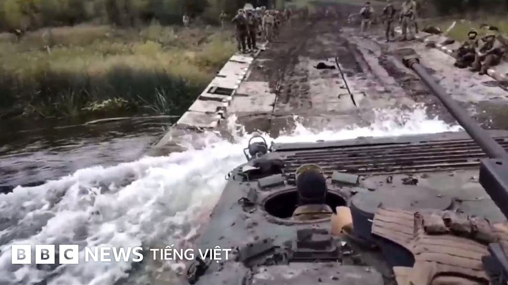 Chiến tranh Ukraine: Các vụ nổ chết người ở thành phố ly khai Donetsk - BBC News Tiếng Việt