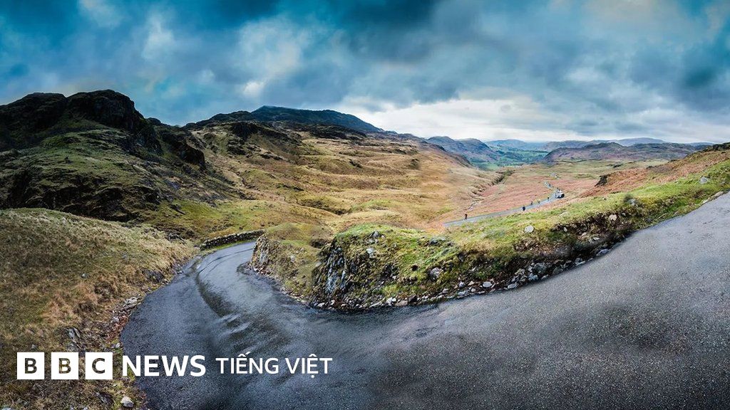 Hardknott Pass, cung đường đèo 'đứng tim' nhất nước Anh - BBC News ...