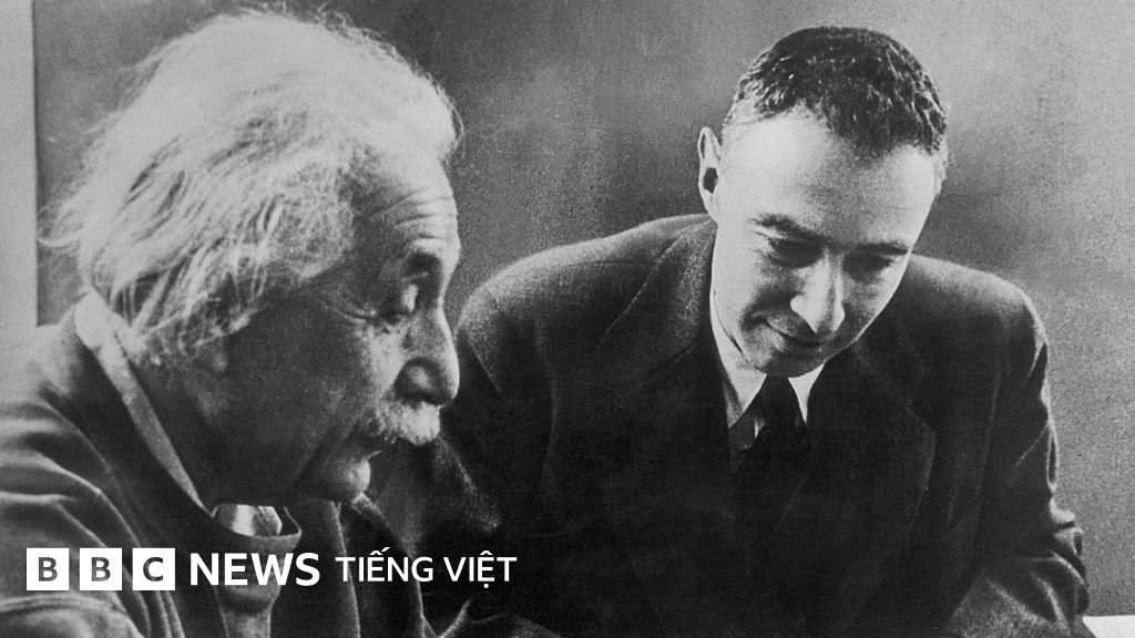 Oppenheimer và Einstein: Mối quan hệ phức tạp giữa 'cha đẻ' của bom ...