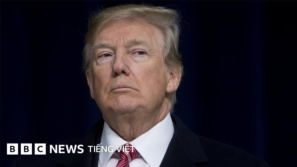 Donald Trump được lệnh phải giao hồ sơ thuế cho các công tố viên - BBC ...