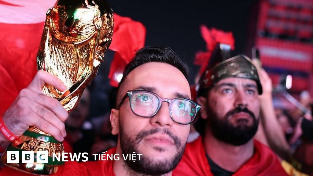 Qatar World Cup 2022: 'Tôi đi bộ 1.600km để tham dự' - BBC News Tiếng Việt