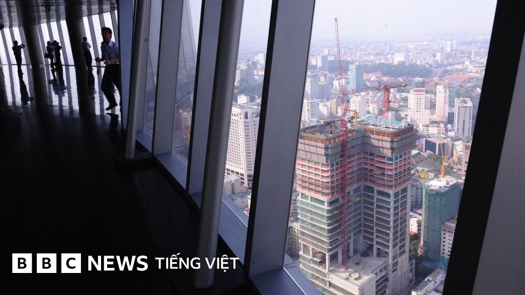 CEBR: Kinh tế Việt Nam sẽ đứng thứ 21 thế giới vào năm 2038 - BBC News Tiếng Việt