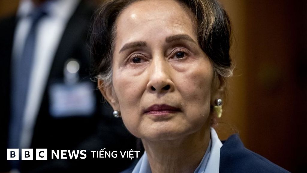 Bà Suu Kyi ra tòa lần đầu tiên sau khi bị quân đội Myanmar đảo chính ...