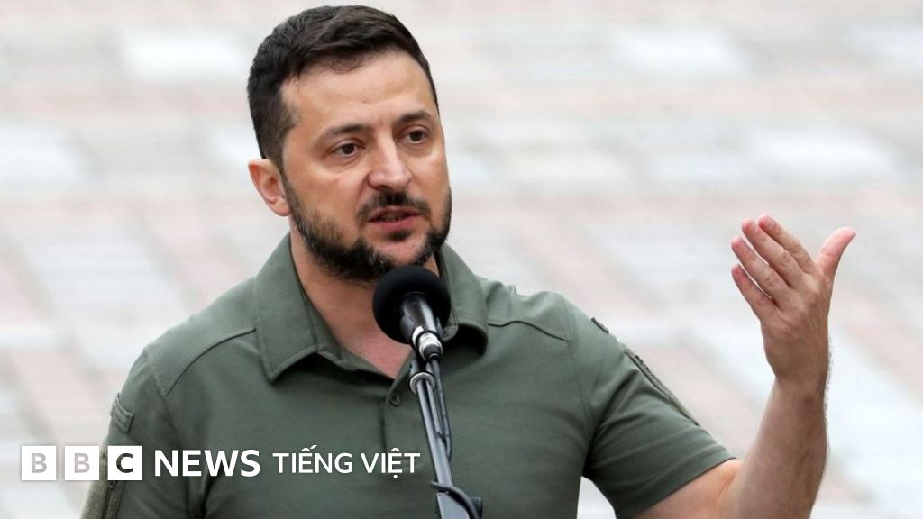 Z﻿elensky chỉ trích 'gợi ý hòa bình' của Elon Musk - BBC News Tiếng Việt