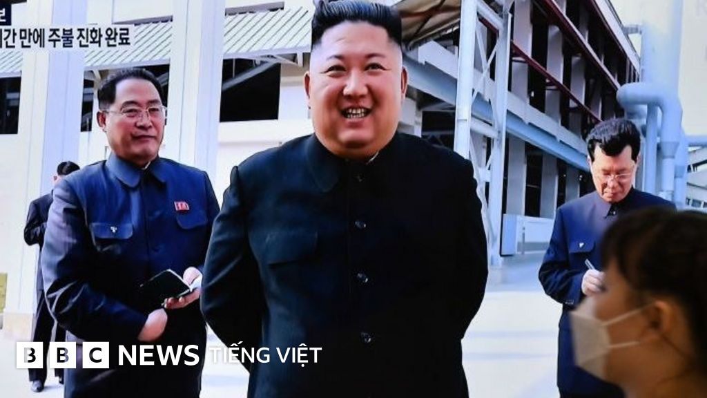 Bài hát 'Người cha thân thiện' ca ngợi Kim Jong-un được yêu thích trên ...