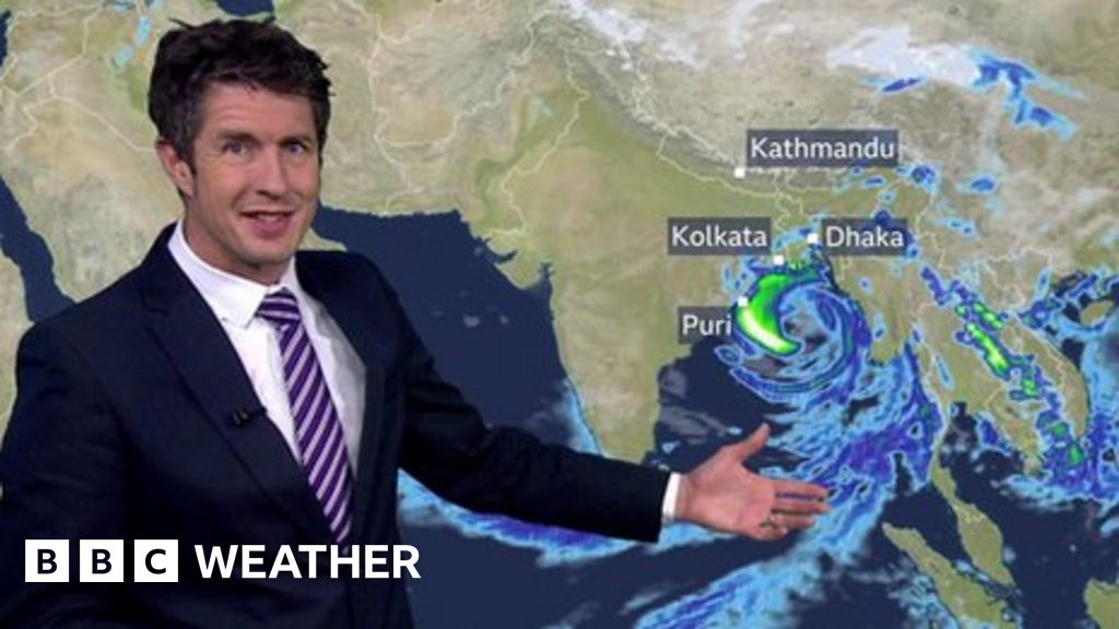 Cyclone Yaas eyes India - BBC Weather