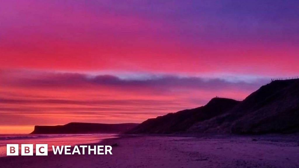 What's the science behind a colourful sunrise or sunset? - BBC Weather